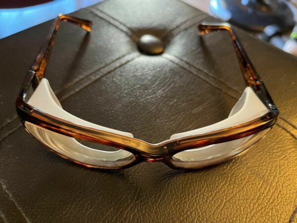 Les lunettes à chambres humides - Association SOS Syndrome de L'Oeil Sec